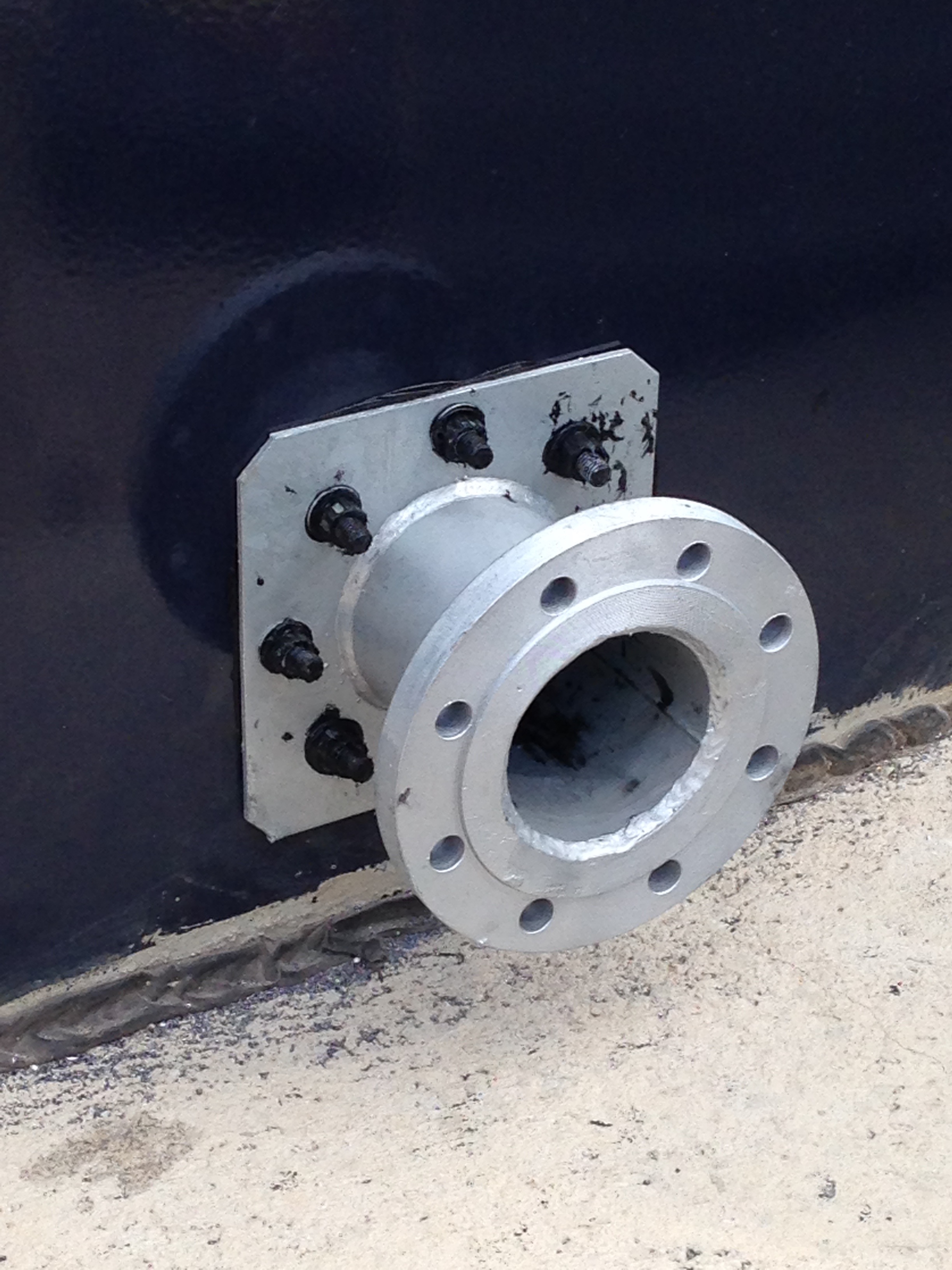 Climate Tanks | Nozzles, Connectors, and Flanges